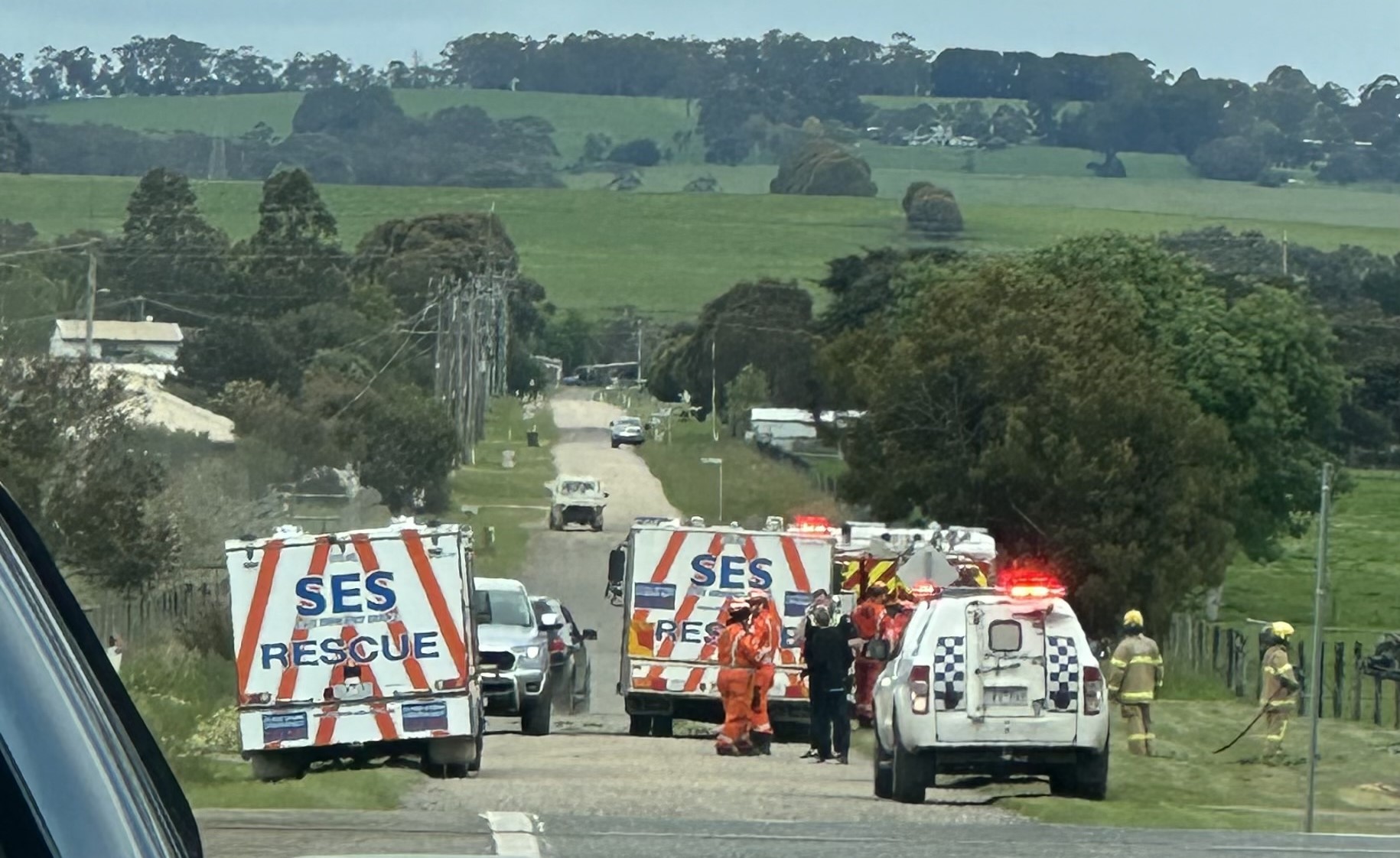 Cants Road Crash - 106.3 / 95.9 MIXX FM
